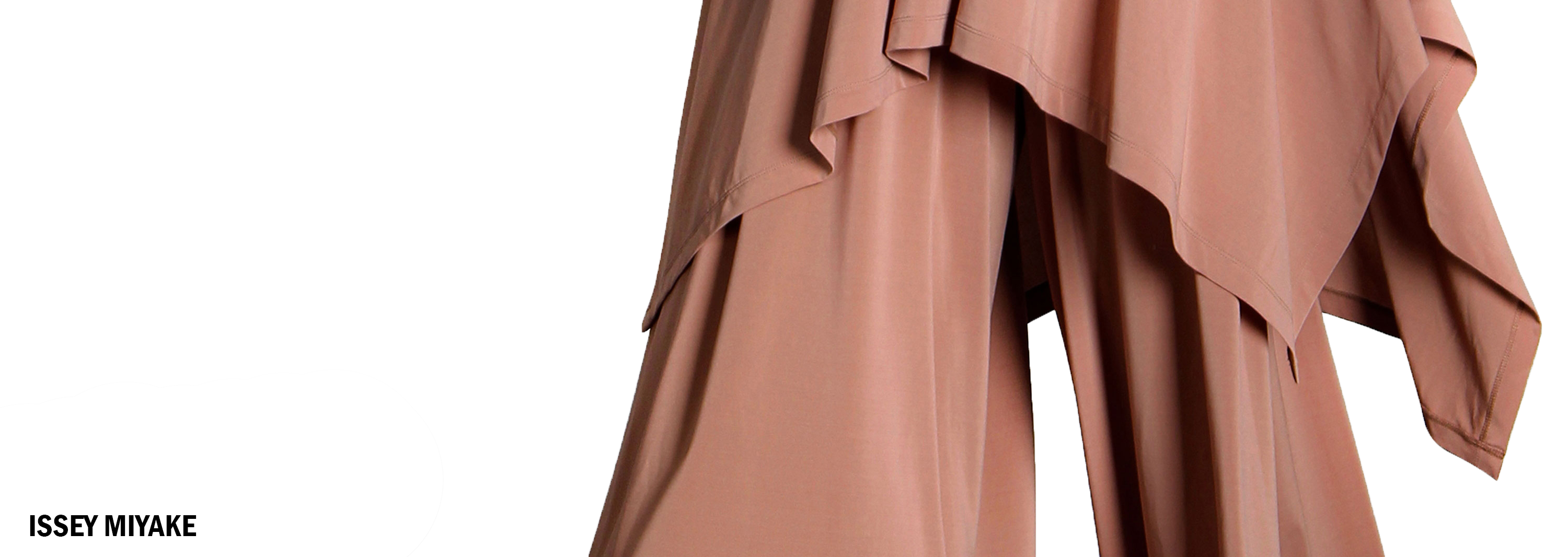 Issey Miyake | Japanische Designermode bei LuxuryLoft – Luxury Loft