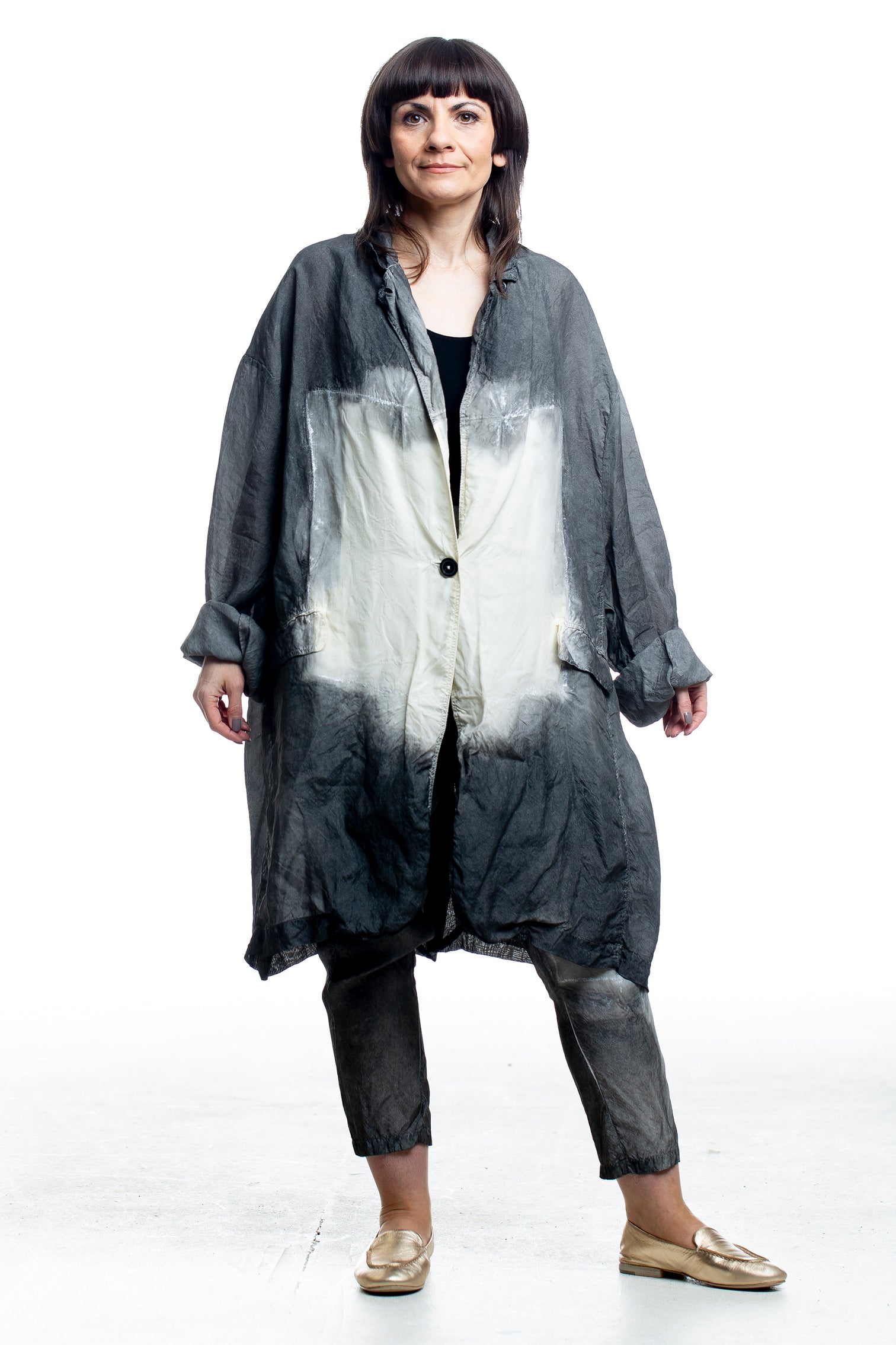 Studio Rundholz Damenmode – Avantgarde in allen Linien | Luxury Loft